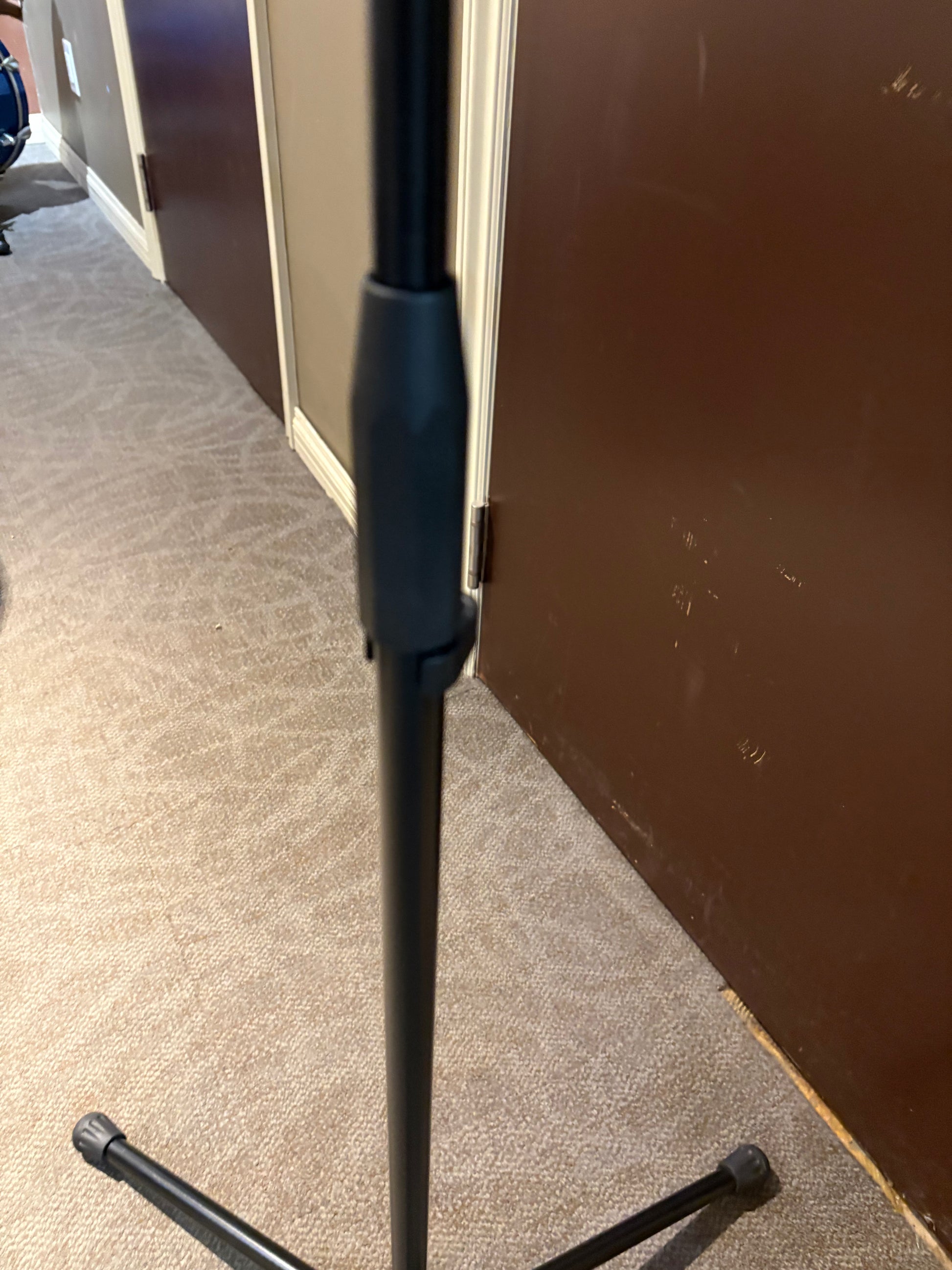 Microphone Boom Stand (Used) – Acoustic Music Shop