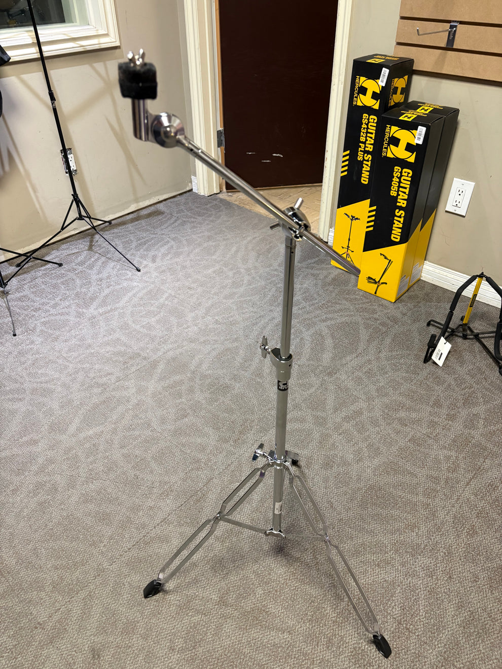 CB Drums 4509 Double Braced Boom Stand (Used) – Acoustic Music Shop