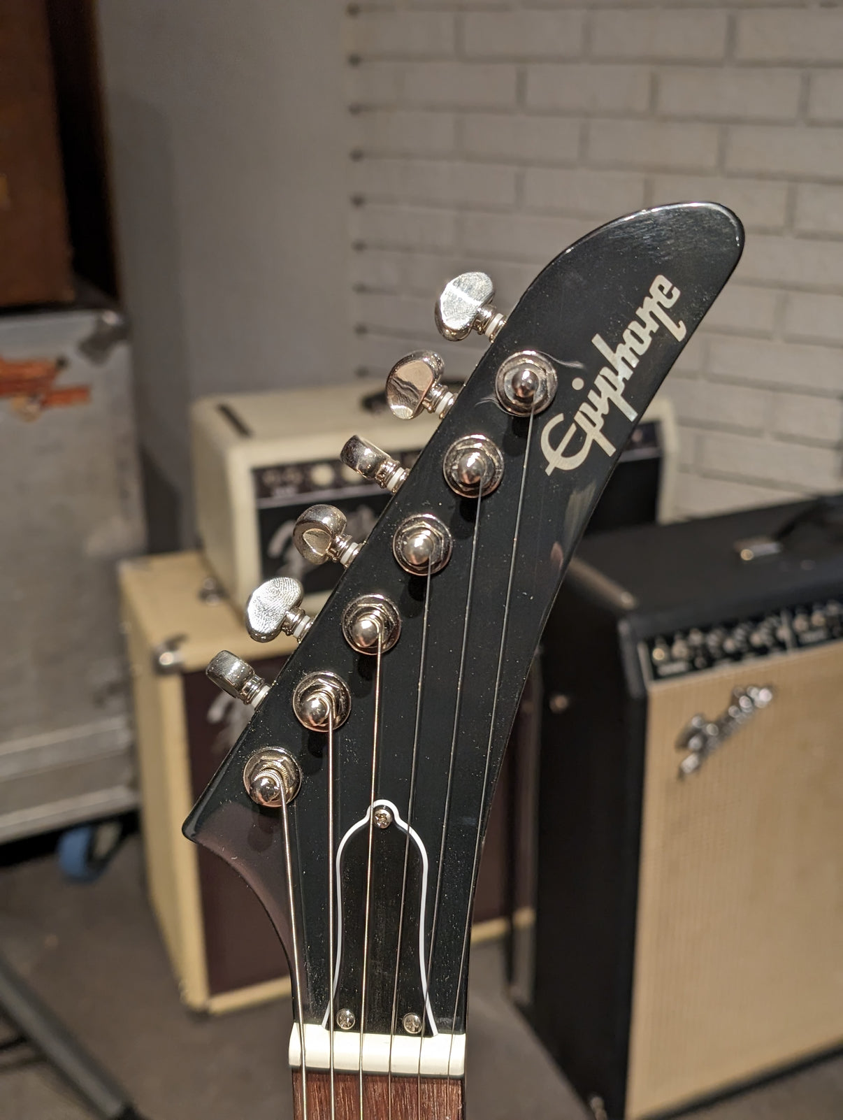 Epiphone Explorer Electric Guitar - Ebony (2022) – Acoustic Music Shop