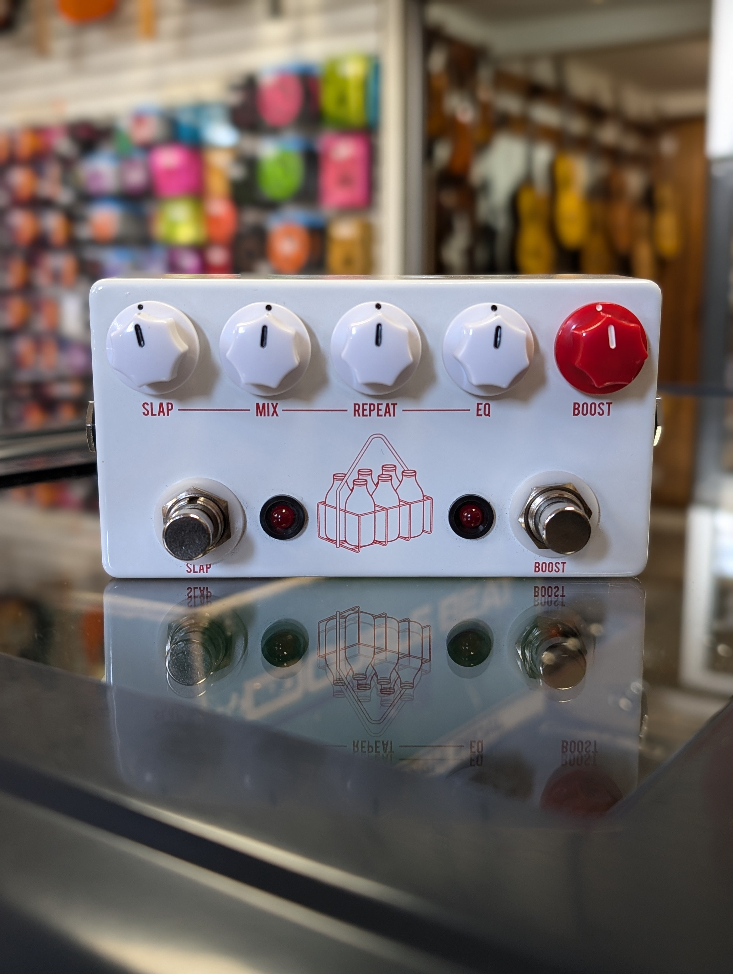 JHS The Milkman Slapback Delay/Boost Pedal (Used) – Acoustic Music Shop