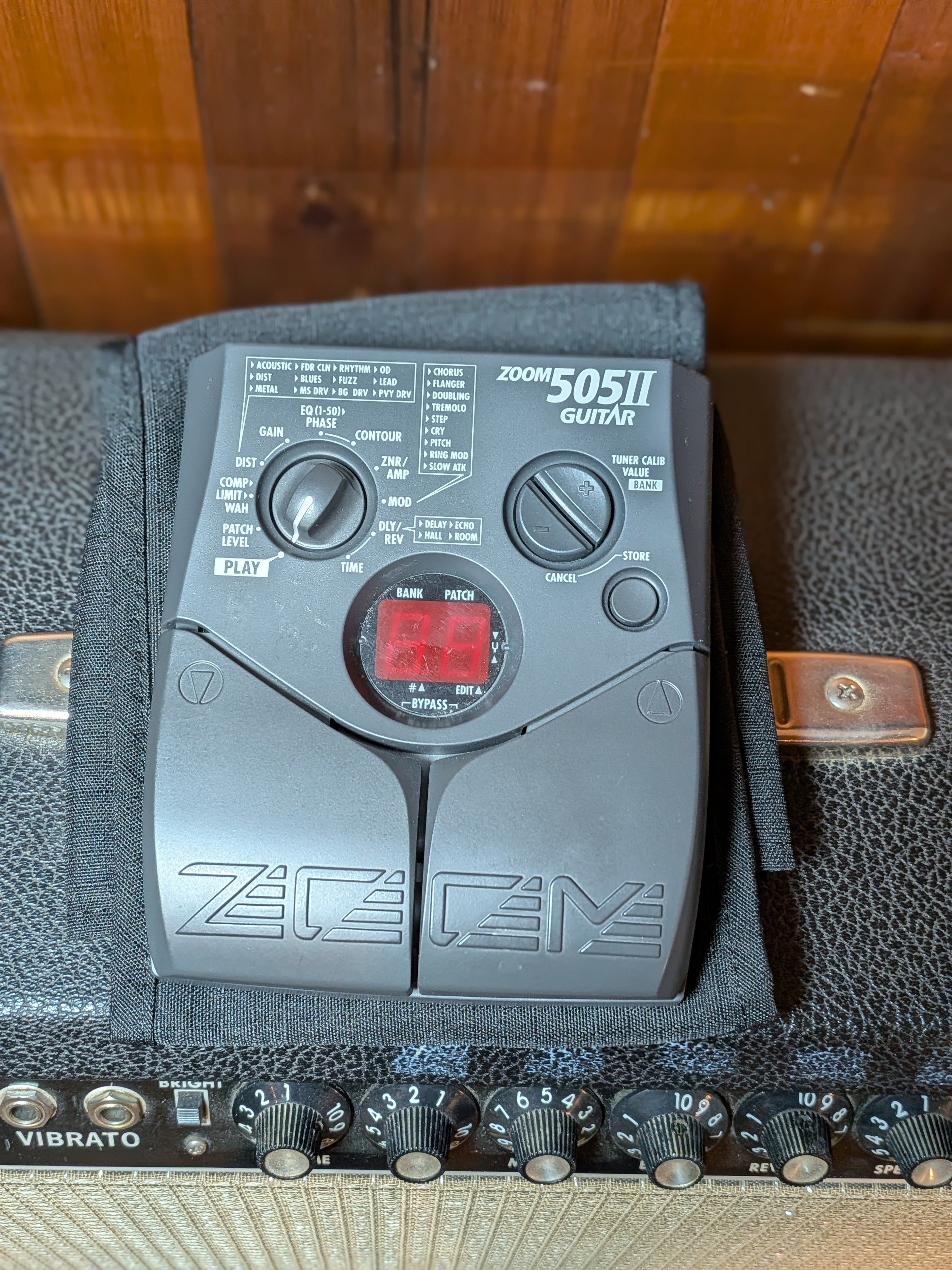 Zoom 505II Guitar Multi Effects Pedal w/Case (Used) – Acoustic Music Shop